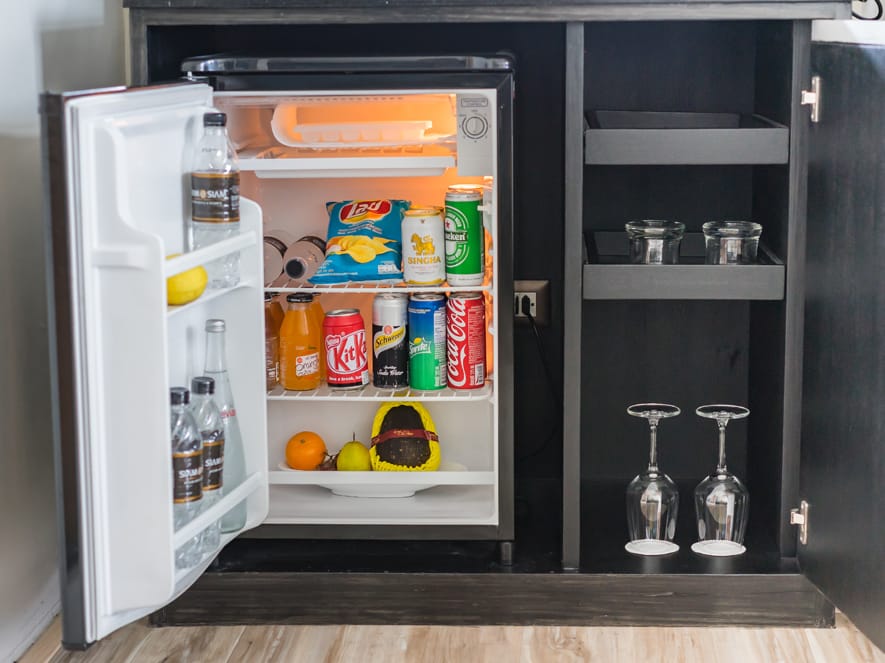 ESL lesson plan | B2 | The death of the hotel minibar